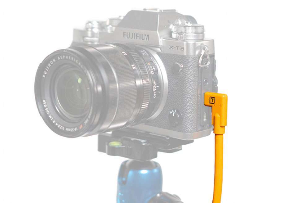 Buy - Tether Tools USB-C to USB-C Right Angle - Orange (CUC15RT-ORG)